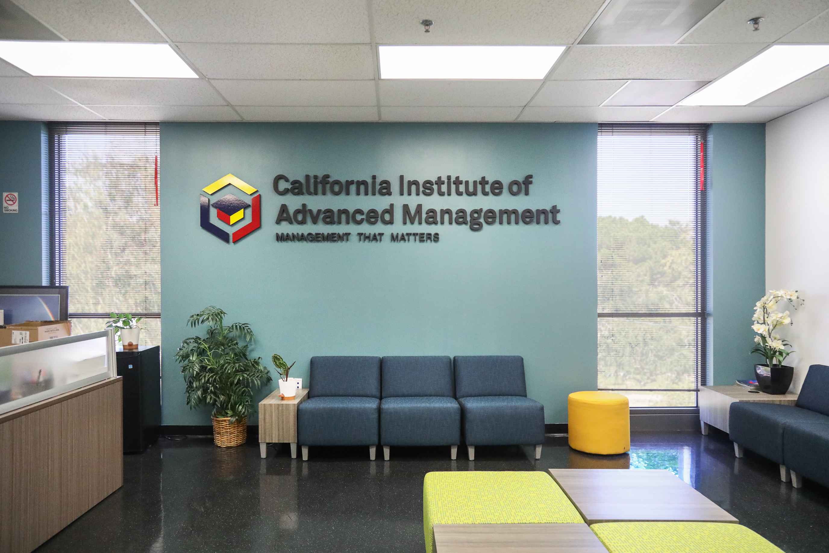 CIAM｜Non-Profit School in Los Angeles